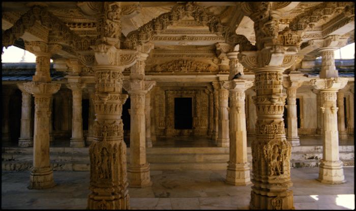 The Jain Temples of Dilwara Have Exquisite Marble Carvings on Them ...