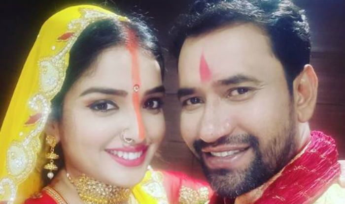 Happy Chhath Puja: Bhojpuri Hot Couple Amrapali Dubey And Dinesh Lal Yadav Aka Nirahua Wish ...