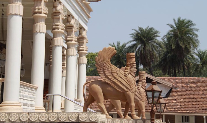 Udvada – A Parsi Land in Gujarat Where Time Stands Still | India.com