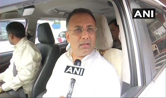 Congress’ Dinesh Gundu Rao Hits Out at SM Krishna, Says ‘Today When I ...