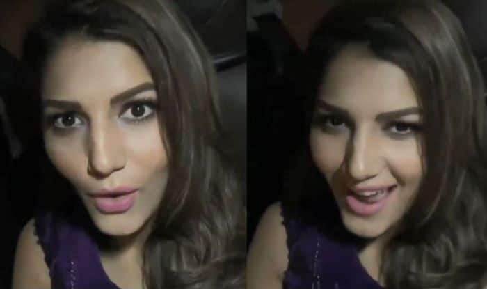 Haryanvi Hot Dancer Sapna Choudhary Sings ‘Aadat Ho Chuki Hai Teri’ And Her Sensuous Expressions ...