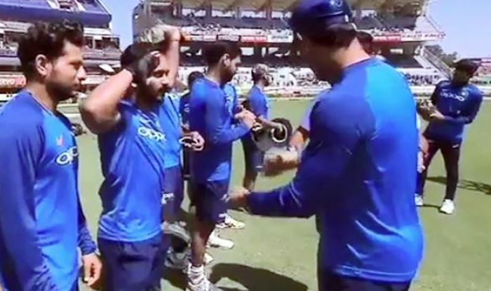 Kedar Jadhav Salutes Lt Col MS Dhoni After Receiving Camouflage Cap in ...
