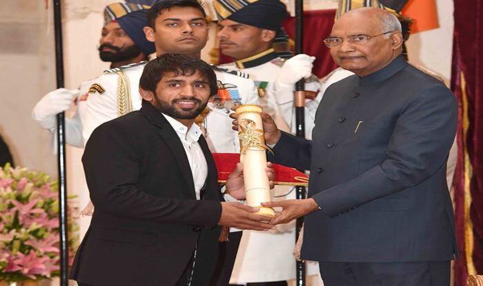 Padma Awards: President Ram Nath Kovind Confers Top Honours on Bajrang ...