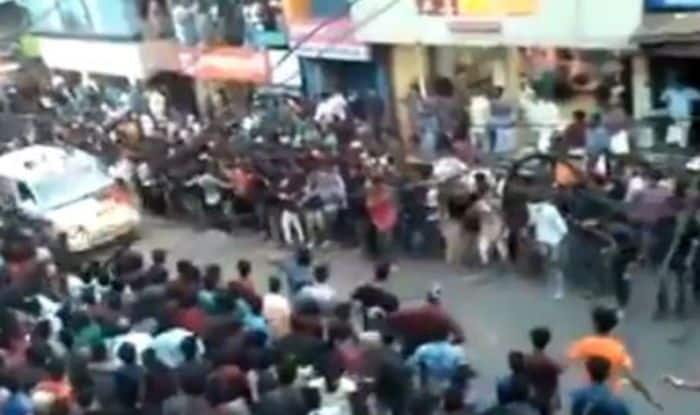 Dancing Crowd at Mannarkkad Pooram Festival Paves Way For Ambulance For ...