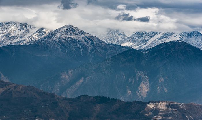 Why You Must Head to The Intriguing Town of Munsiyari in May | India.com