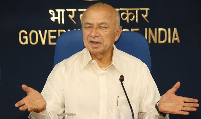 Sushilkumar Shinde Likely to Replace Rahul Gandhi as Next Congress ...