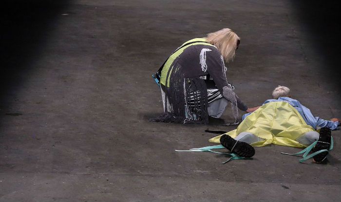 26-Year-Old Brazilian Model Collapses to Death on The Ramp at Sao Paulo ...