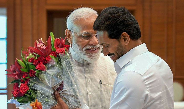 Narendra Modi Congratulates Jaganmohan Reddy, Assures Full Cooperation