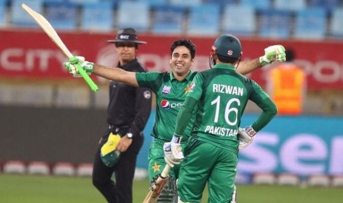 Muhammad Rizwan, Abid Ali Told to Stay Put in England as Pakistan’s ...