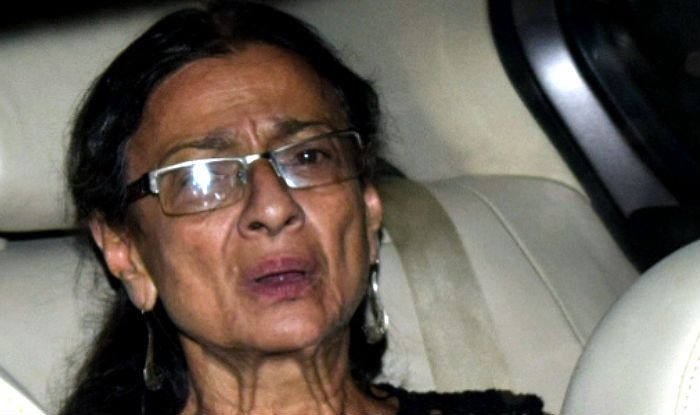 Tanuja Undergoes Surgery For Diverticulitis at Lilavati Hospital, Now ...