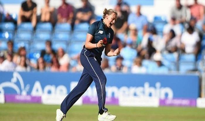 Laura Marsh Completes 100 ODI Matches | India.com