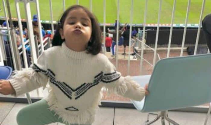 Ziva Dhoni Pouts And Makes Adorable Faces as She Debuts at ICC World ...