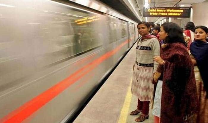 Glitch in OHE of Delhi Metro’s Red Line, Single Track Operational ...