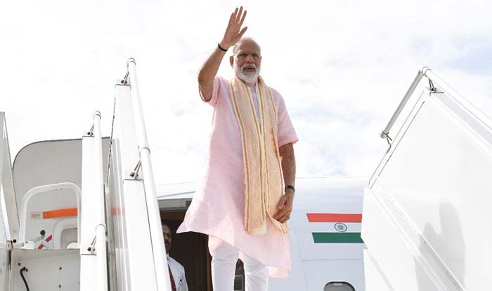 भारत का पाक से अनुरोध, PM नरेंद्र मोदी के प्‍लेन को अपने वायुक्षेत्र से ...