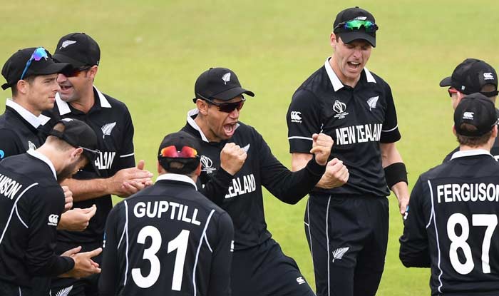 विश्व कप में हार से दुखी हो गया न्यूजीलैंड का यह क्रिकेटर, बच्चों को दी ...
