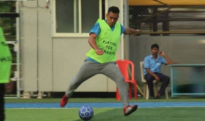 MS Dhoni, Football, Arjun Kapoor, Cricket, Bollywood | India.com