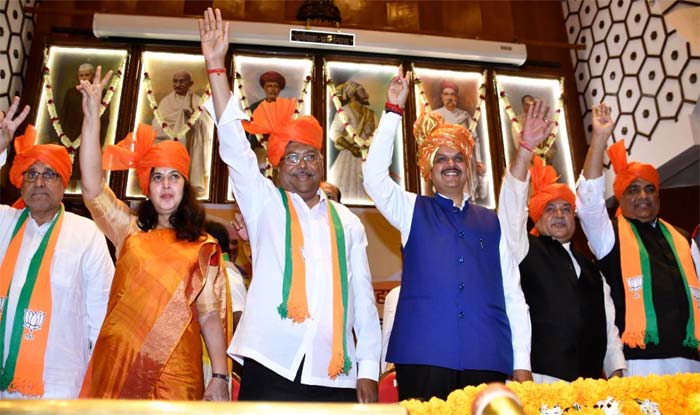 महाराष्ट्र में जल्द नई सरकार! बीजेपी नेता आज मिलेंगे राज्यपाल से