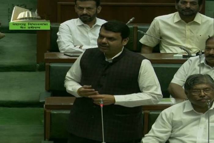 Watch| ‘Mai Samudra Hoon, Laut Kar Aaunga’: Devendra Fadnavis’ Poem ...