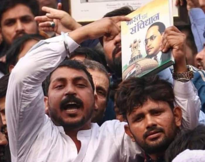 Daryaganj Violence: Tis Hazari Court Sends Bhim Army Chief ...