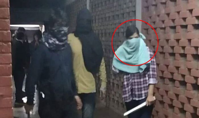 JNU Violence: ‘Not Me,’ ABVP’s Komal Sharma Denies Being Masked Woman in Viral Video, Approaches ...