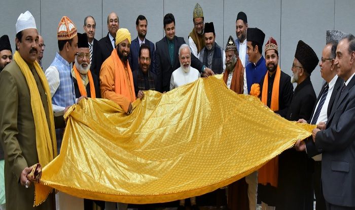 PM Modi Hands Over Chadar to be Offered at Ajmer Sharif Dargah on Feb ...