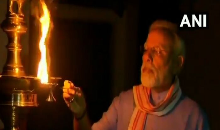 PM Modi Lights up Lamp, Intensifies Fight Against COVID-19 | Updates ...
