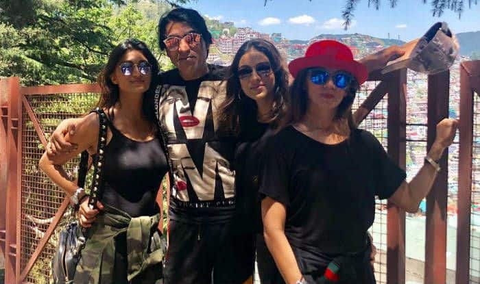 Zoa Morani Makes a Heartfelt Post About Father Karim Morani Being ...