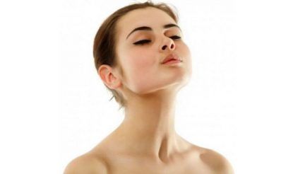 How to Get Rid of Double Chin at Home During The Lockdown