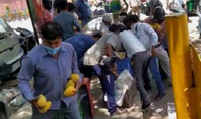 Delhi Mango Loot Case: 4 People Arrested Over Wednesday's Incident