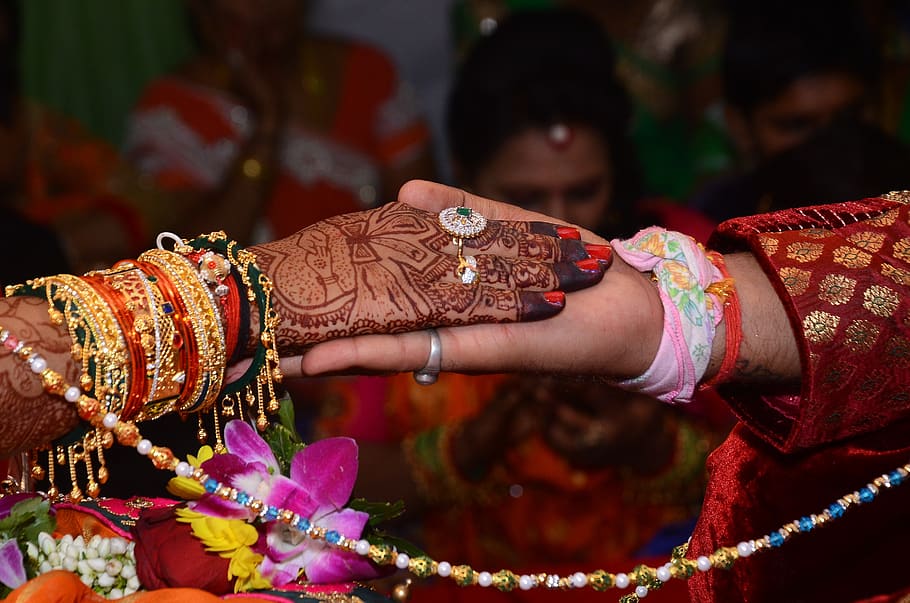Bride Escaped With Boyfriend Before Wedding: शादी से कुछ घंटों पहले ...
