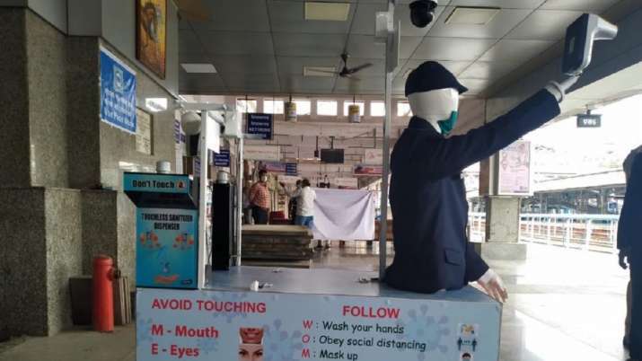 Meet Arjun, the Robot Who Will Record Temperature of Passengers in Pune ...