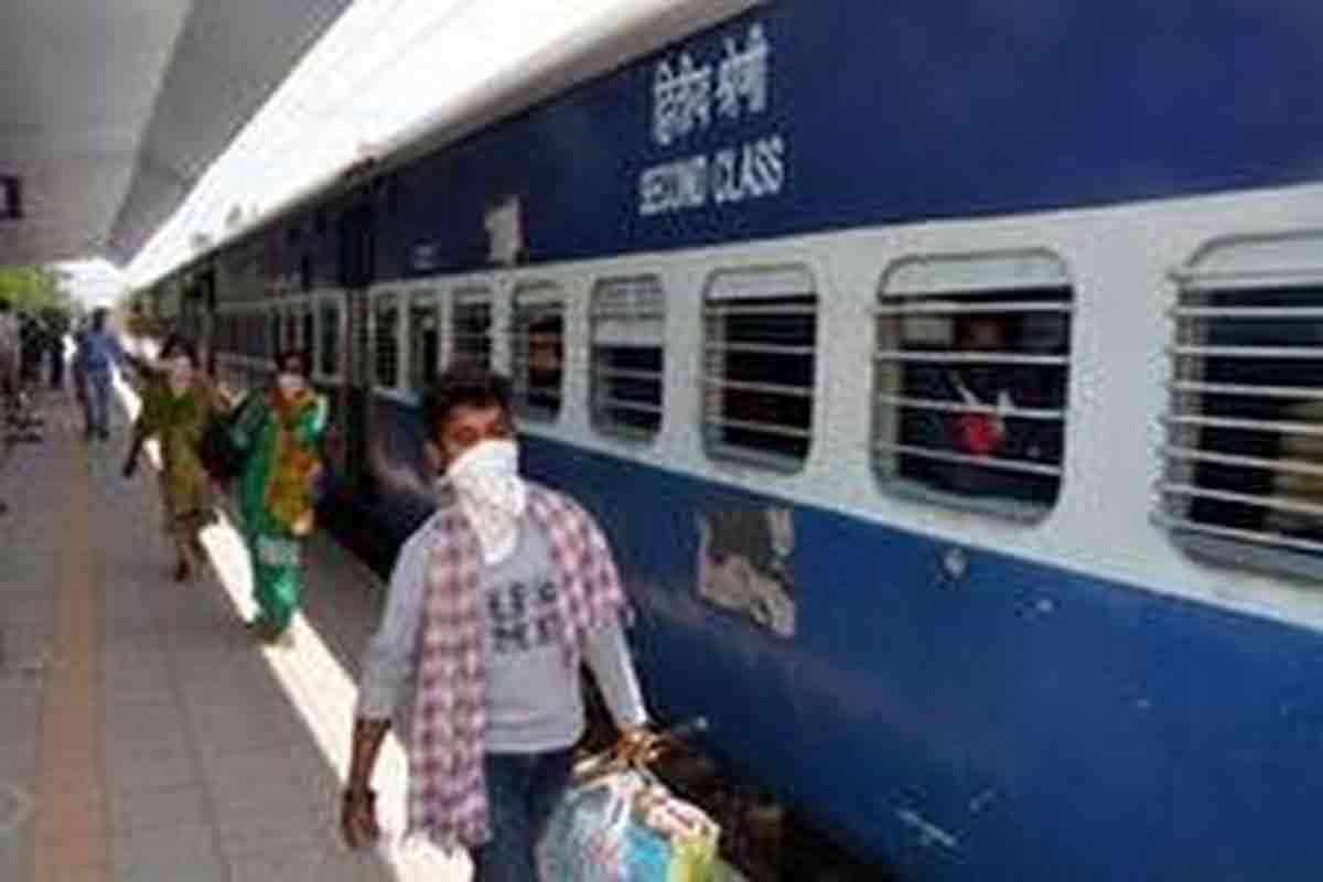 Private Train Operators Given Freedom to Choose Halt Stations: Railways