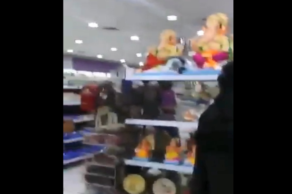 Bahrain: Burqa-clad Woman Breaks Hindu Idols in Mall, Faces Action From ...