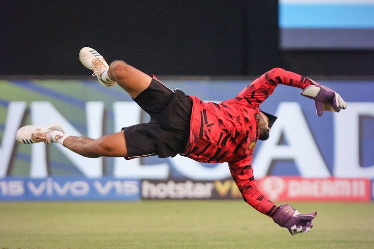 IPL 2020: KKR Captain Dinesh Karthik Promises to Give it All Despite ...