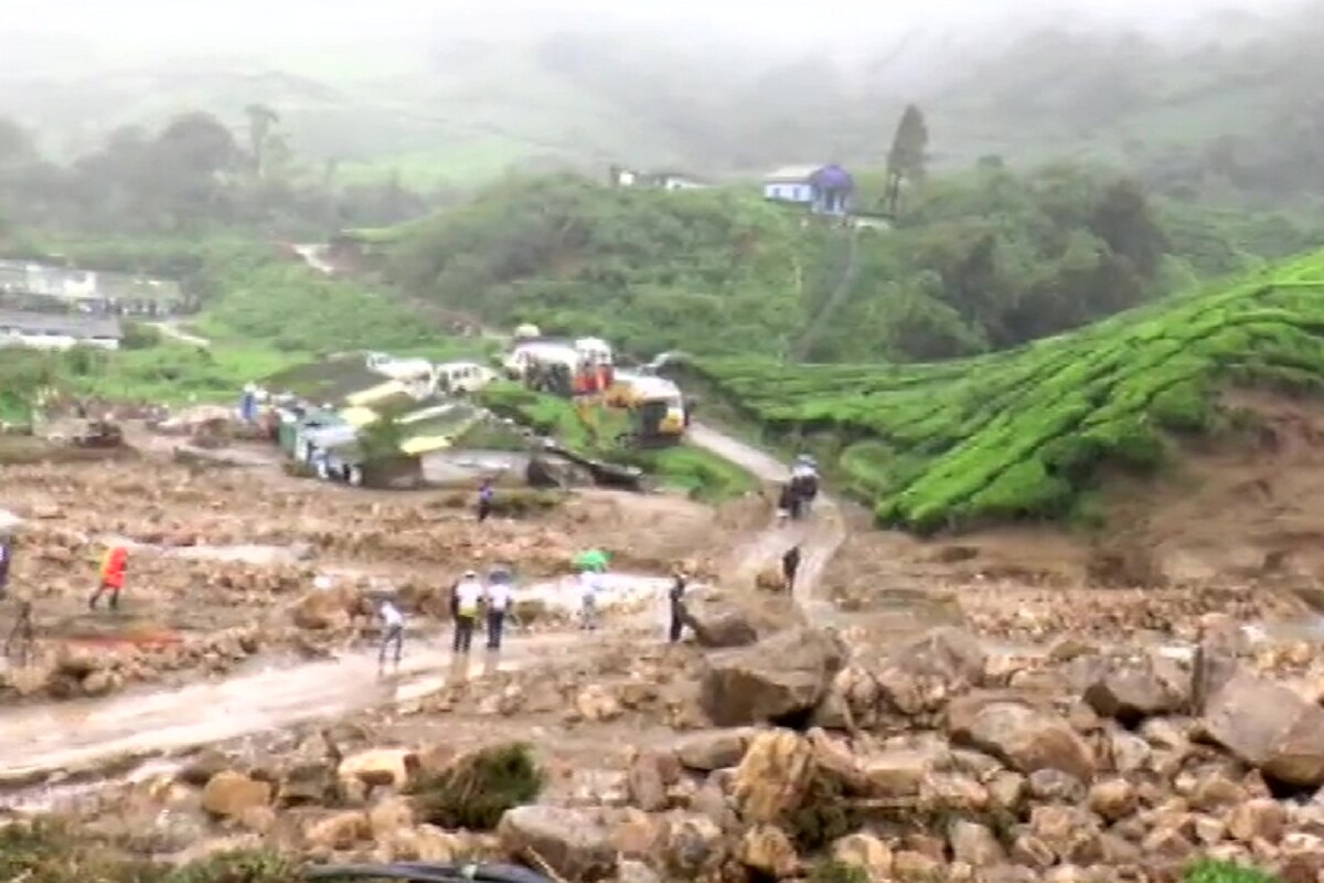 Idukki Landslide: Death Toll Rises to 52, Rescue Operation Continues by ... Idukki Landslide: Death Toll Rises to 52, Rescue Operation Continues by ...