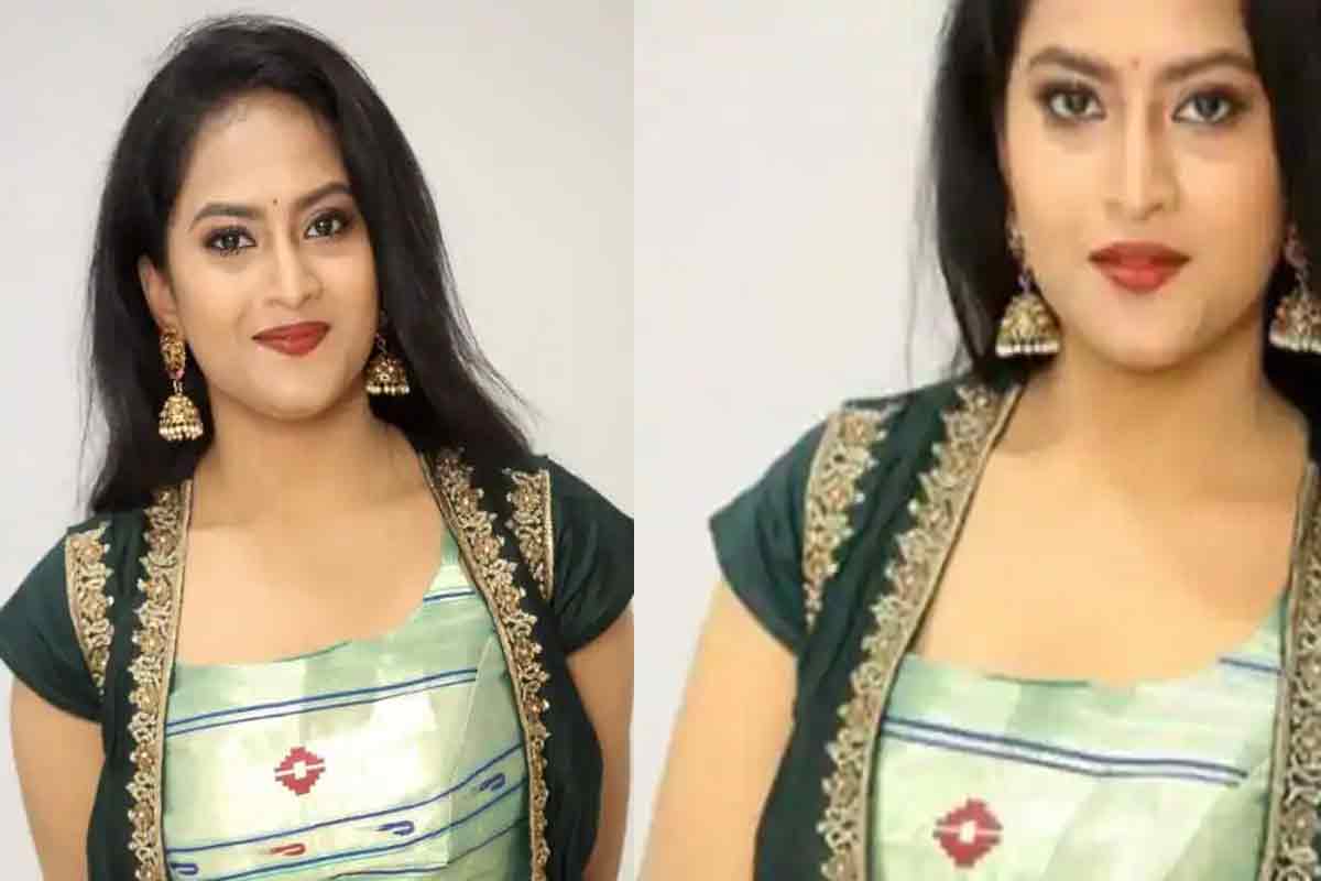 तेलुगू टीवी अभिनेत्री कोंडापल्ली श्रावणी आत्महत्या- पैसों के लिए परेशान ...