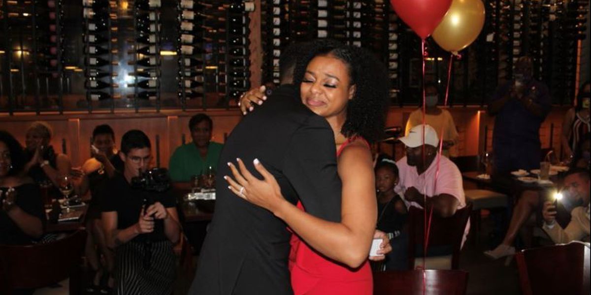 Surprise! US Man Plans Perfect Marriage Proposal For His Girlfriend ...