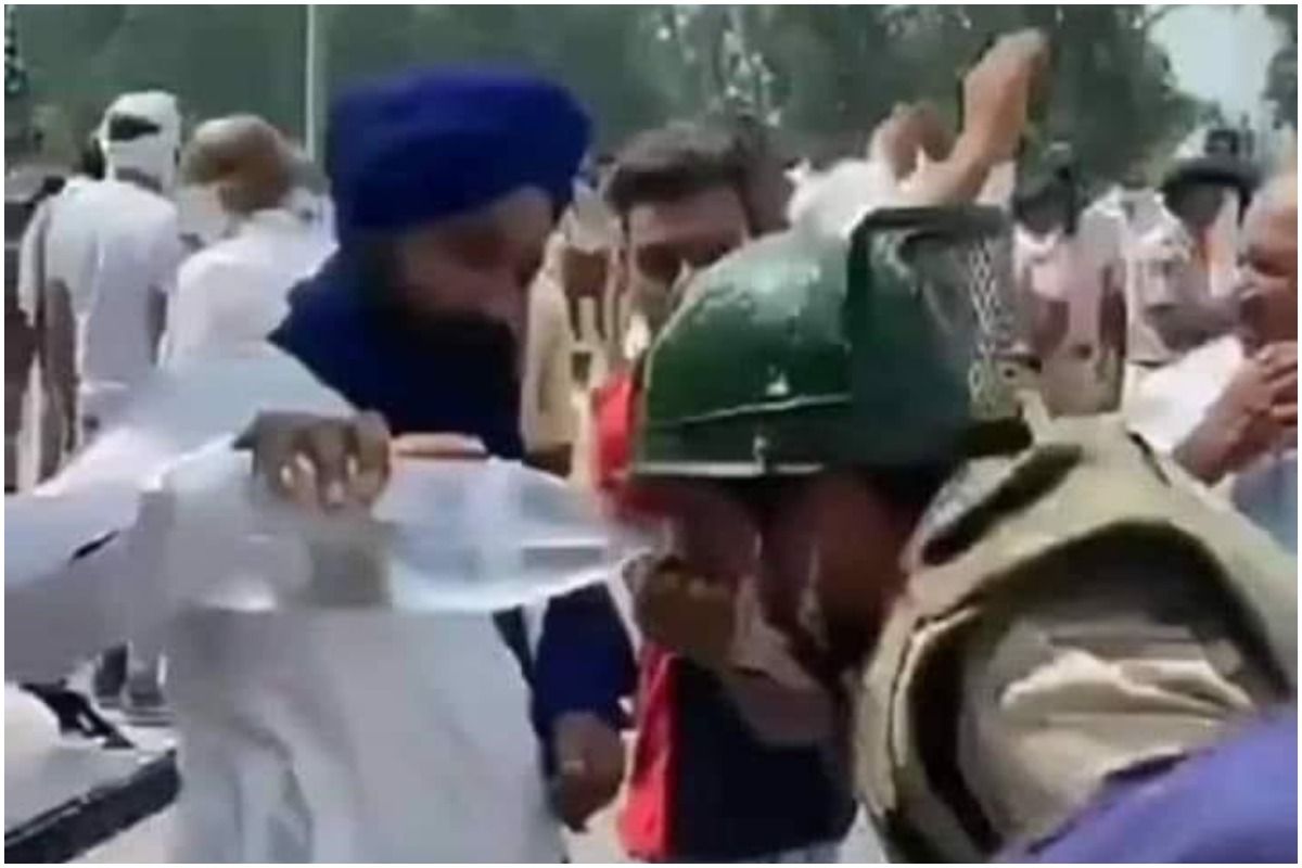 Farmers Protest: Despite Facing Tear Gas & Water Cannons, Protesting ...