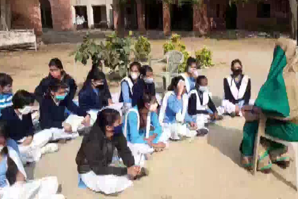 Haryana: 72 Students of 12 Govt Schools in Rewari Test COVID Positive ...