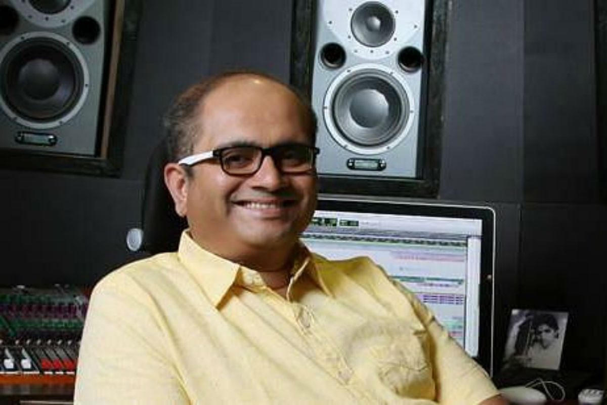Noted Marathi Musician Narendra Bhide Passes Away Due to Heart Attack at 47 Noted Marathi Musician Narendra Bhide Passes Away Due to Heart Attack at 47