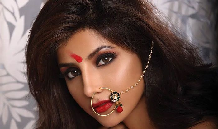 Mirzapur 2 Dimpy Pandit Hot Pics: 'गुड्डू भइया' की बहन 'डिंपी' अपनी ...