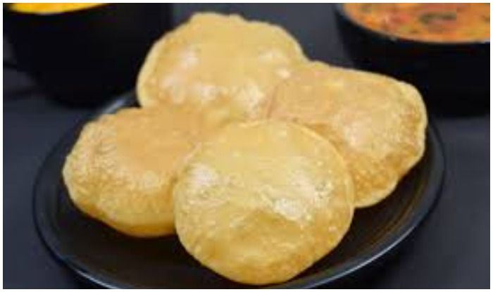 Crispy Poori Recipe In Hindi: सर्दियों में खाना चाहते हैं टेस्टी नाश्ता ...