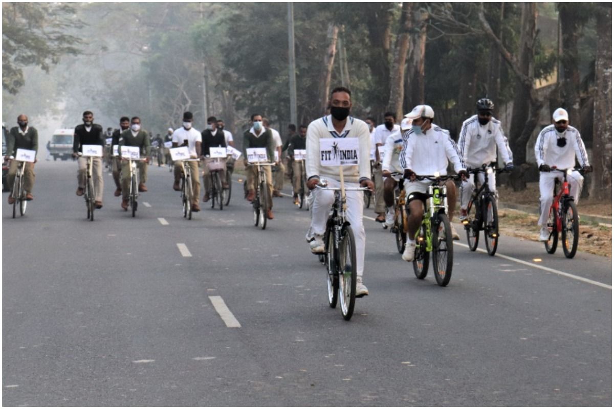 अंतरराष्ट्रीय सीमा के पास BSF का फिट इंडिया मूवमेंट, साइकिल रैली का ...