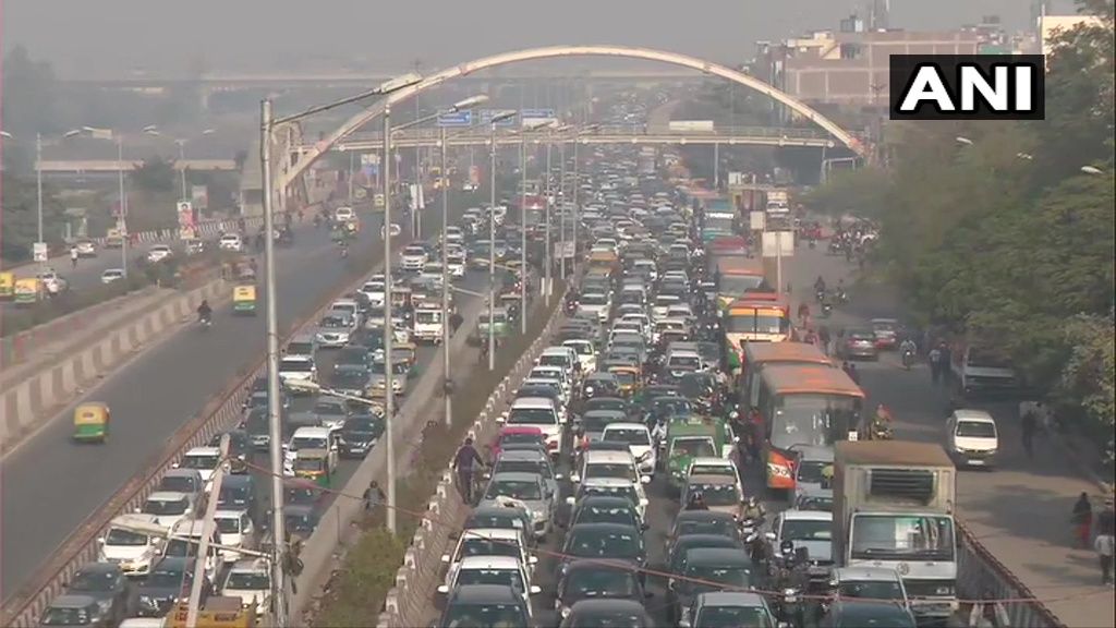 Delhi Traffic Updates: Vehicular Traffic Diverted at Akshardham | List ...