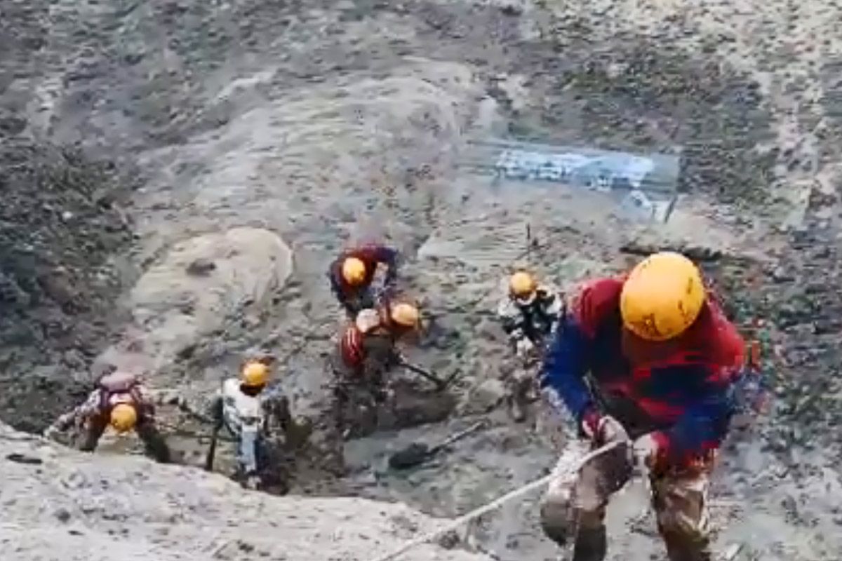 Nandadevi Glacier Burst: Rishiganga Hydro Project Washed Away, Rescue ...