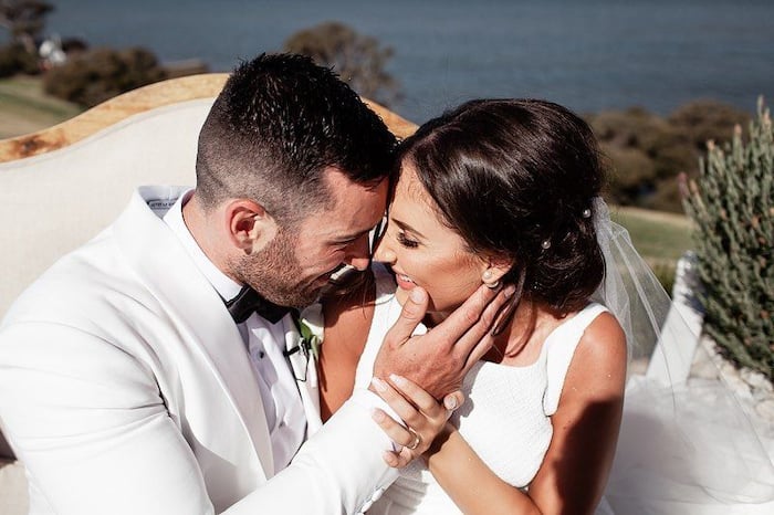 Isabelle Eleanore Pics: इस Instagram Model ने पहना इतना छोटा Crop Top ...