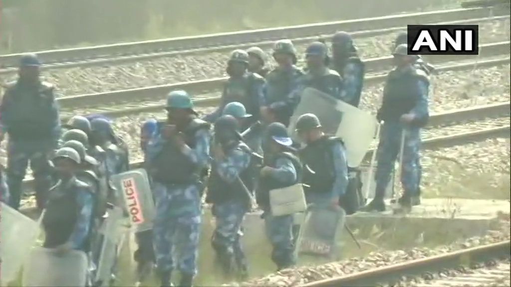 Rail Roko Today: Farmers to Hold Nationwide Rail Blockade From 12 PM ...