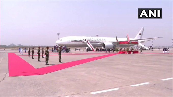 PM Modi Arrives in Bangladesh In New VVIP Boeing 777 Aircraft Air India ...