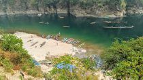 The Stunning Dawki River in Meghalaya Is Going Viral For Its Crystal ...