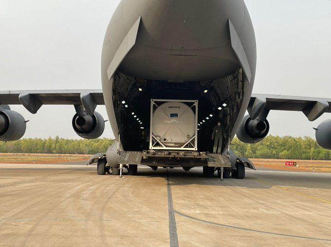 IAF Airlifts Cryogenic O2 Tanks From Singapore | Watch | India.com
